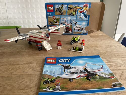 ᐅ Set • Lego 60116 City ⇒ 3 offers • Ambulance Plane | PilotBrick.co.za