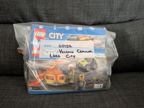 ᐅ Set • Lego 60122 City ⇒ 2 offers • Volcano Crawler | PilotBrick.co.za